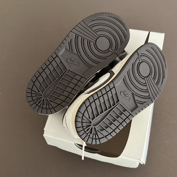 Nike | Shoes | Travis Scott X Nike Td Air Jordan Low Reverse Mochasail ...